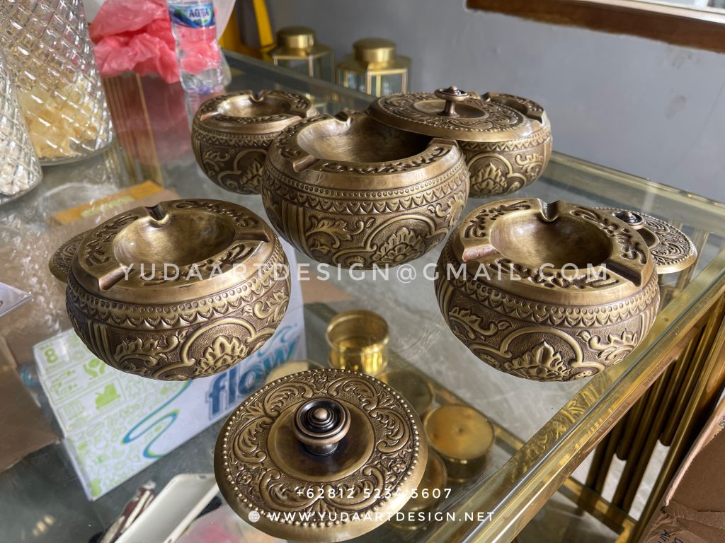 Jual Kerajinan Asbak Tembaga dan Kuningan Custom